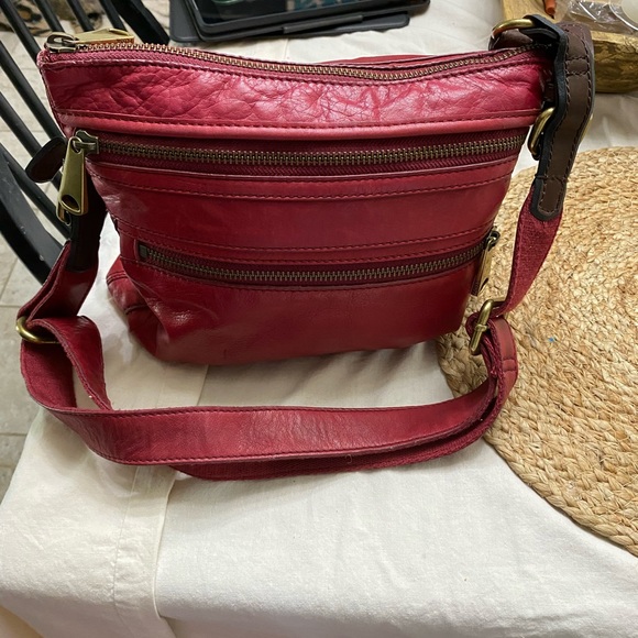 Fossil | Bags | Authentic Red Leather Fossil Purse | Poshmark
